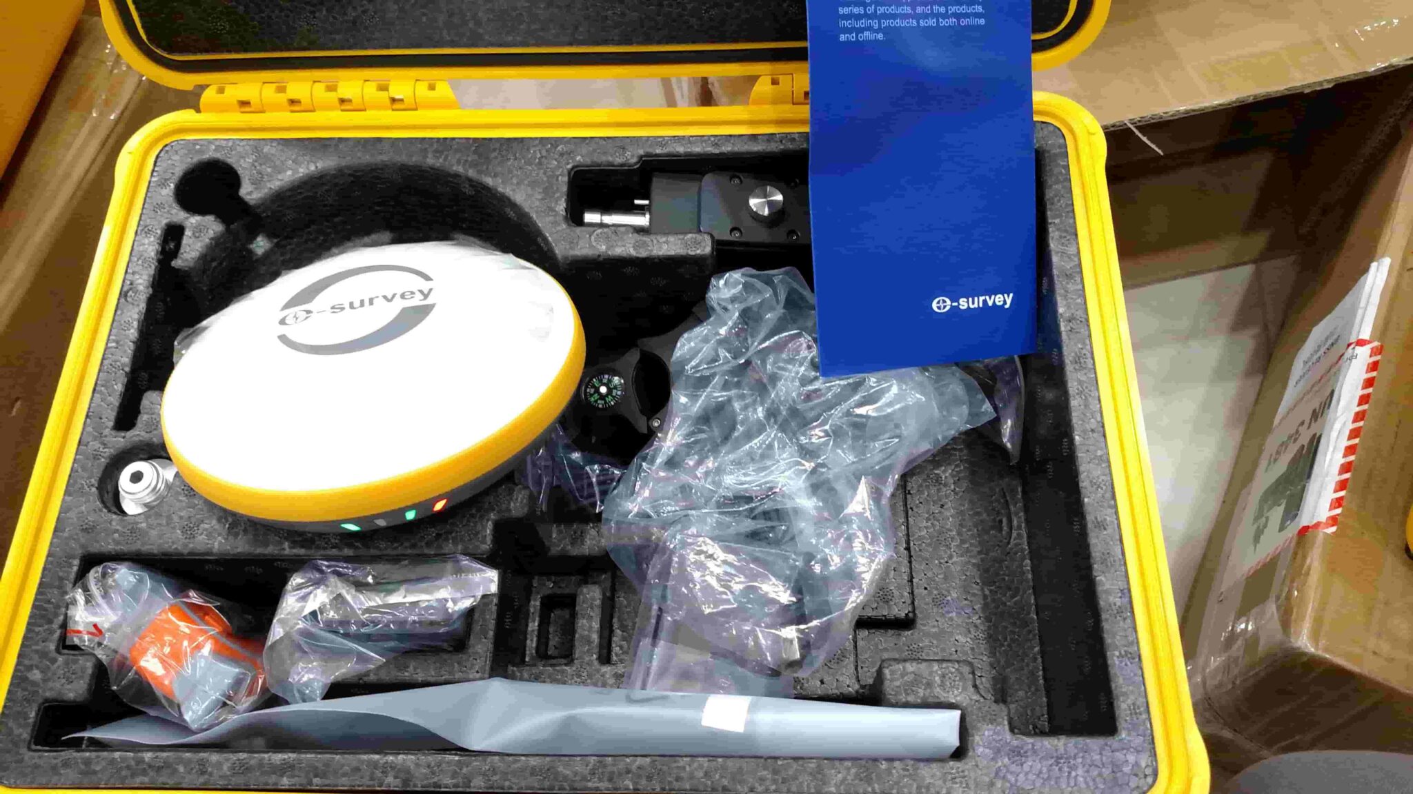 Hình ảnh chi tiết Máy GPS 2 Tần Số RTK E-Survey E300 Pro ⋆ Máy trắc địa